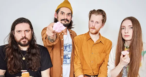 Dry Cleaning anuncia segundo álbum, Stumpwork | MuzPlay